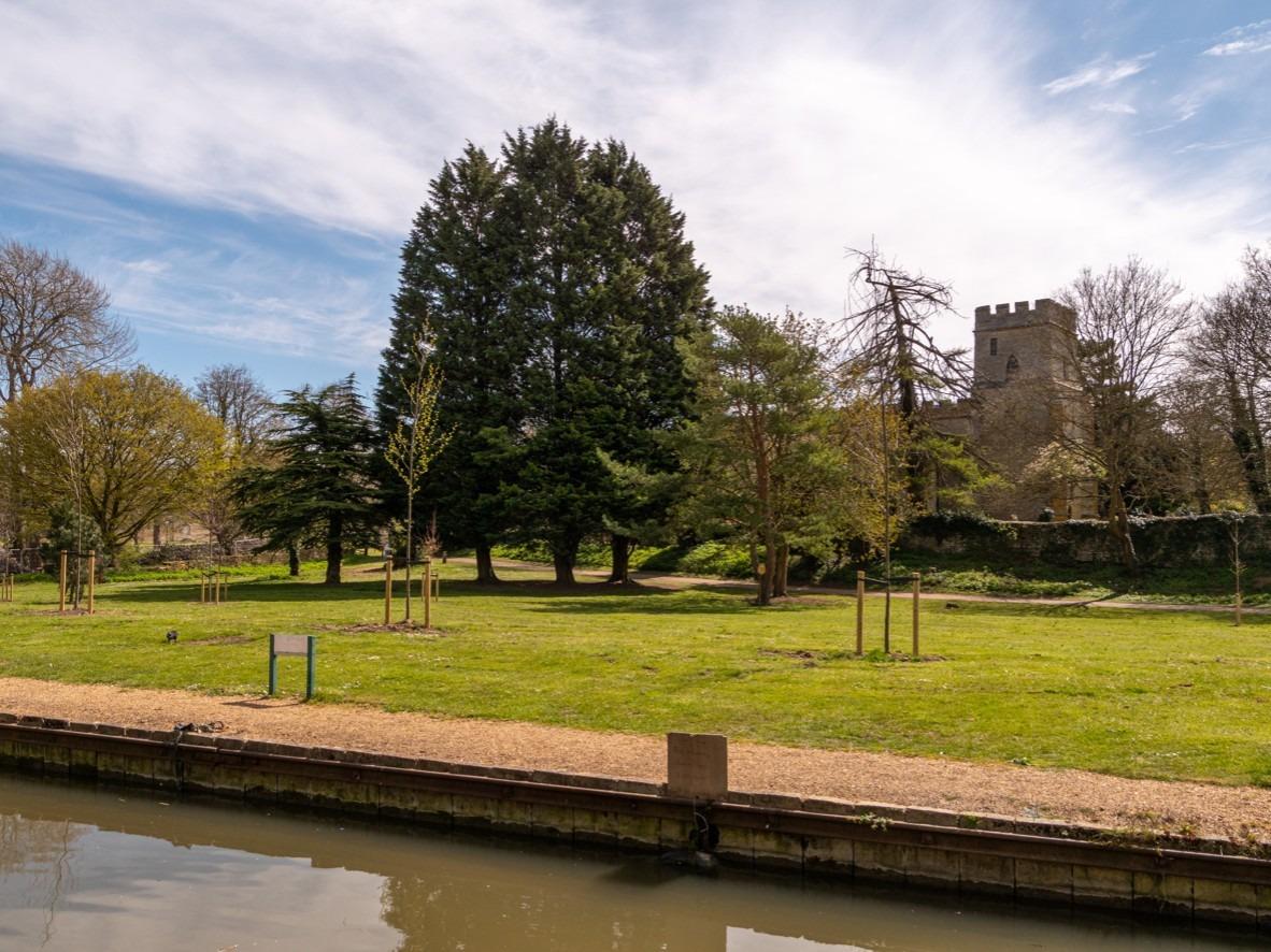 Plan to build noisy pumping station and lock at scenic canal spot in ...